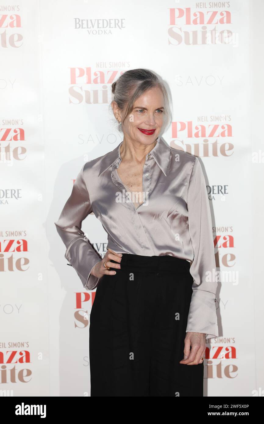 London, UK. 28th Jan, 2024. Elizabeth McGovern attends the gala ...