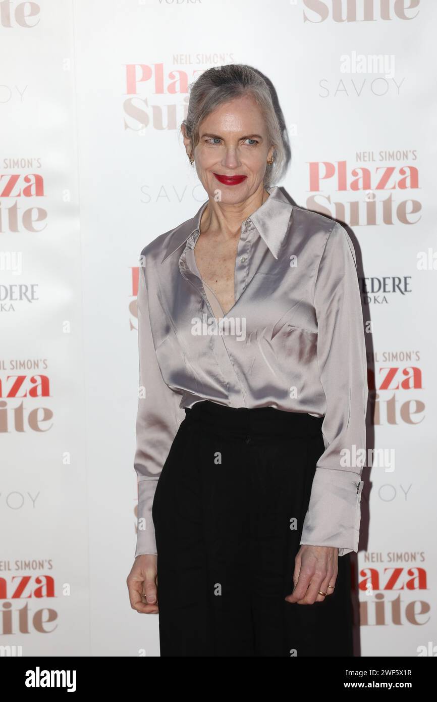 London, UK. 28th Jan, 2024. Elizabeth McGovern attends the gala ...