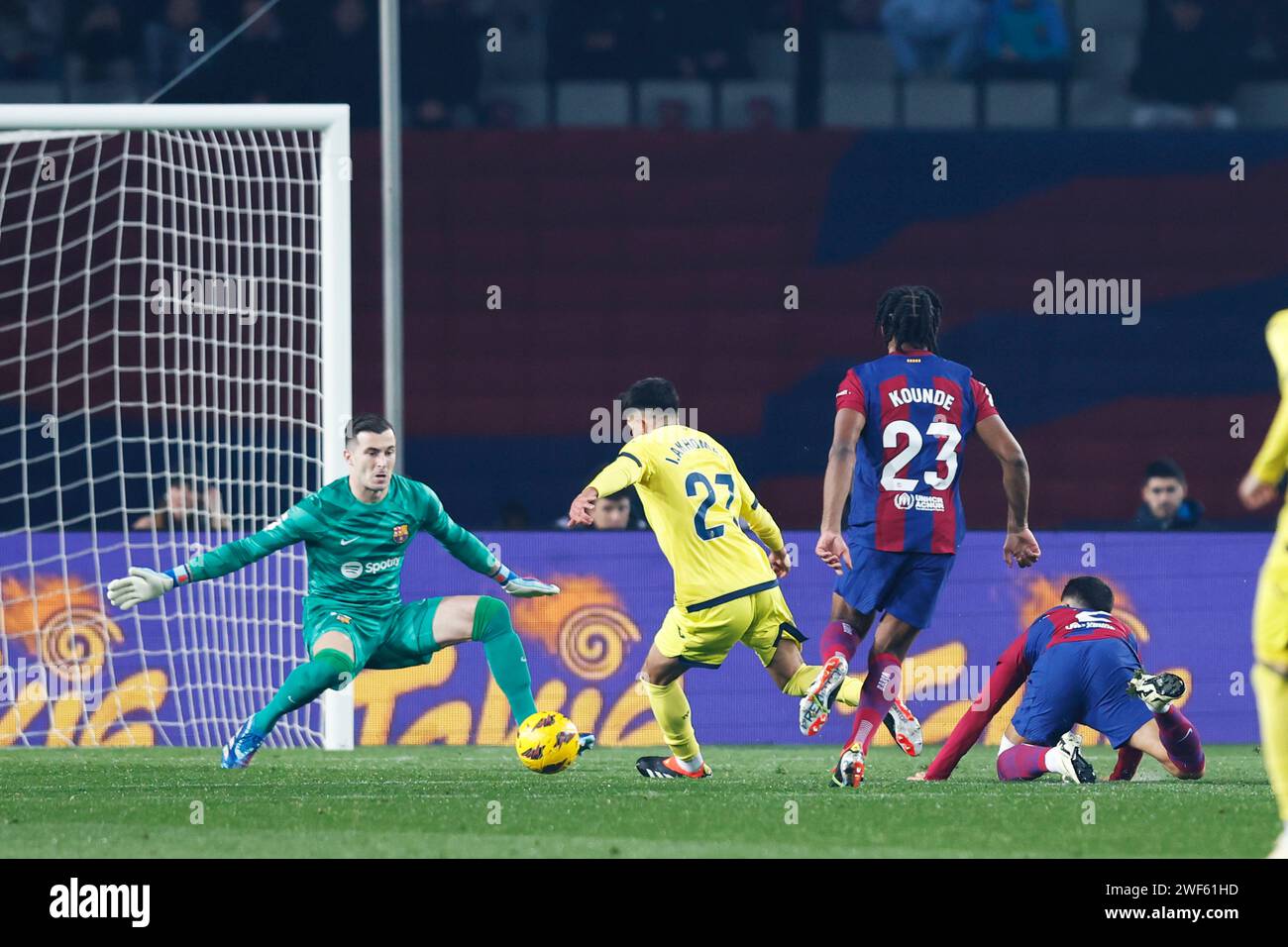 Barcelona, Spain. Credit: D. 27th Jan, 2024. Inaki Pena (Barcelona ...