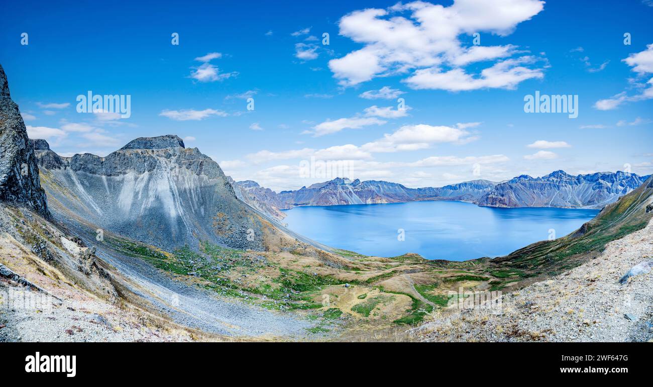 Baitou mountain tianchi hi-res stock photography and images - Alamy