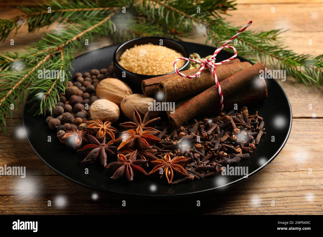 Allspice tree hi-res stock photography and images - Alamy