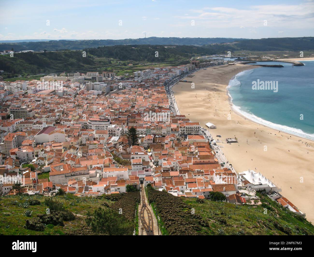 Nazaré cidade portuguesa vista aérea Stock Photo - Alamy