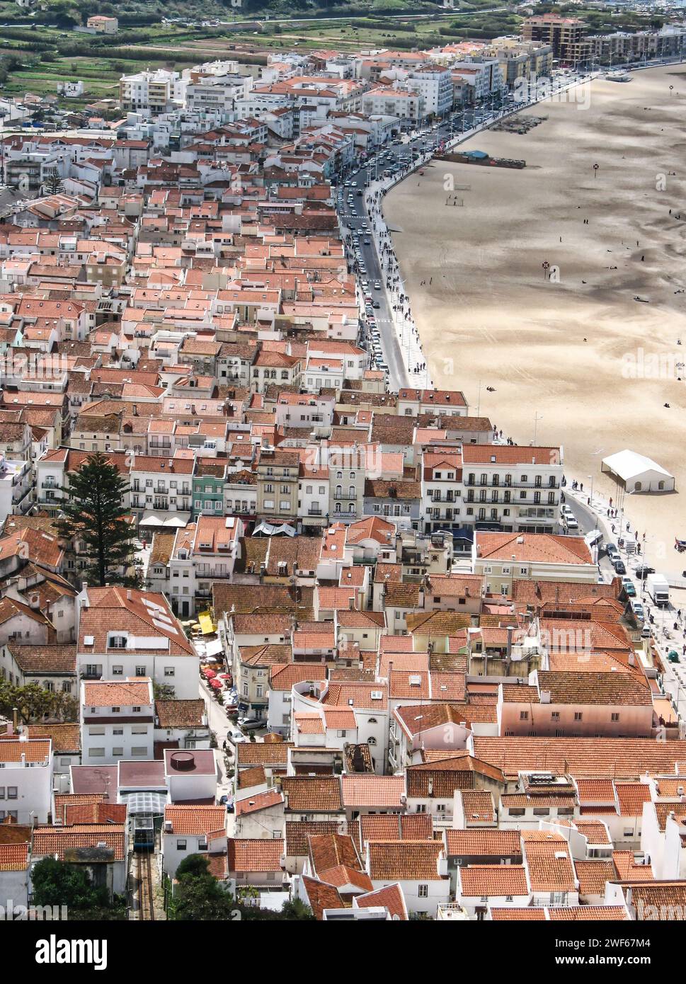 Nazaré cidade portuguesa vista aérea Stock Photo - Alamy