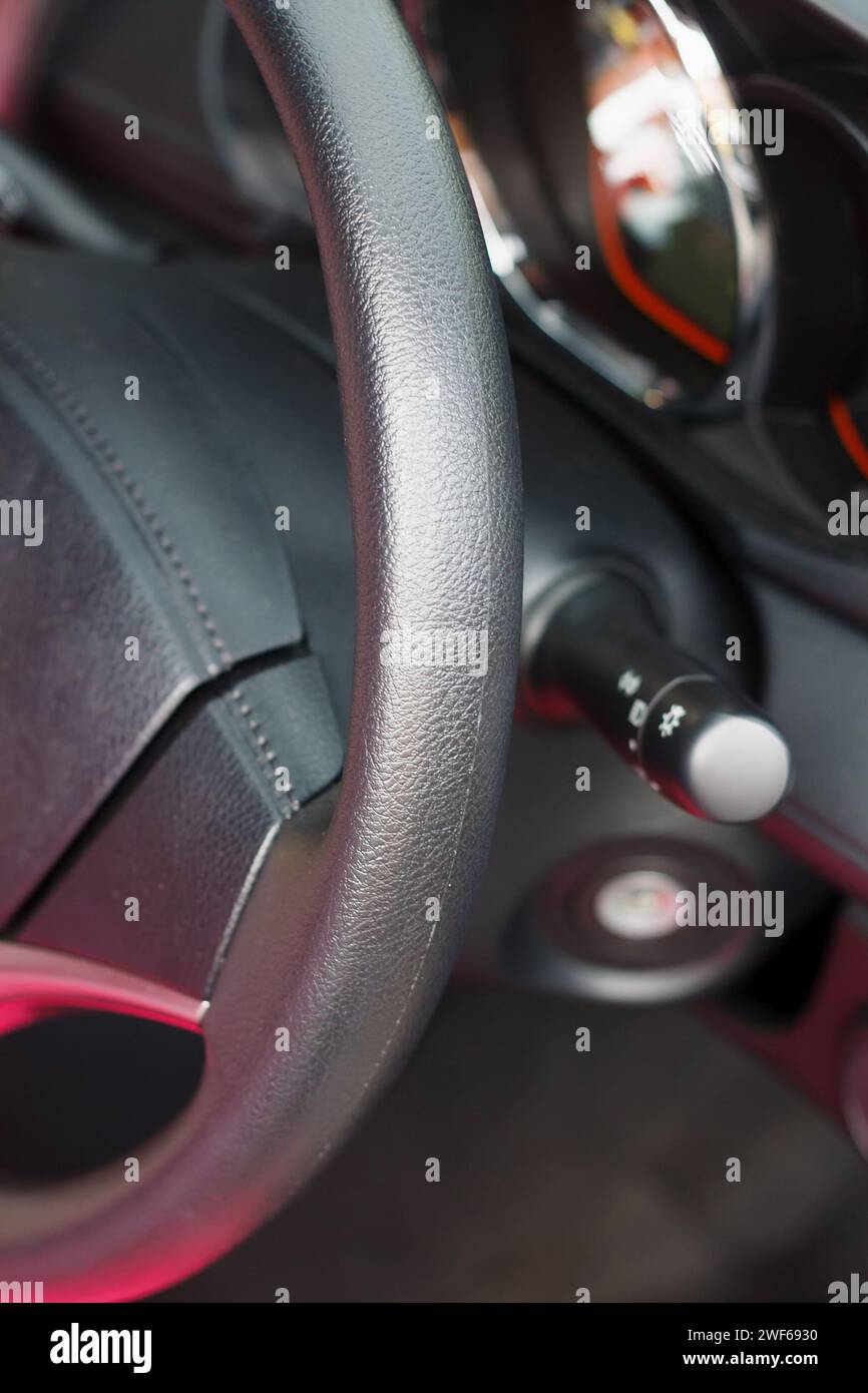 Car wheel close up hi-res stock photography and images - Alamy
