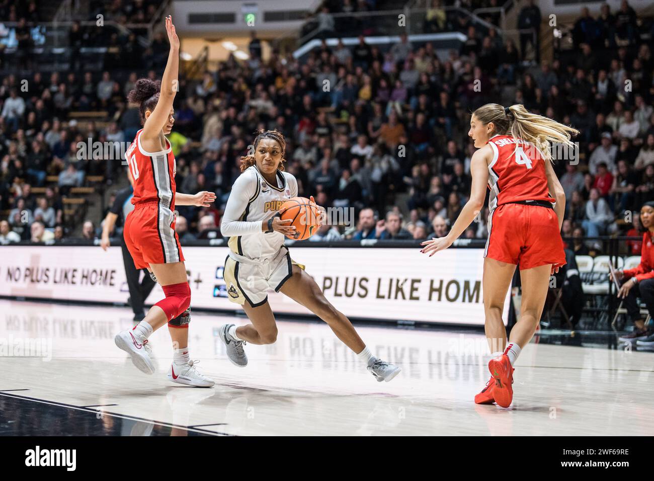 West Lafayette, Indiana, USA. 28th Jan, 2024. Purdue Boilermakers Guard ...