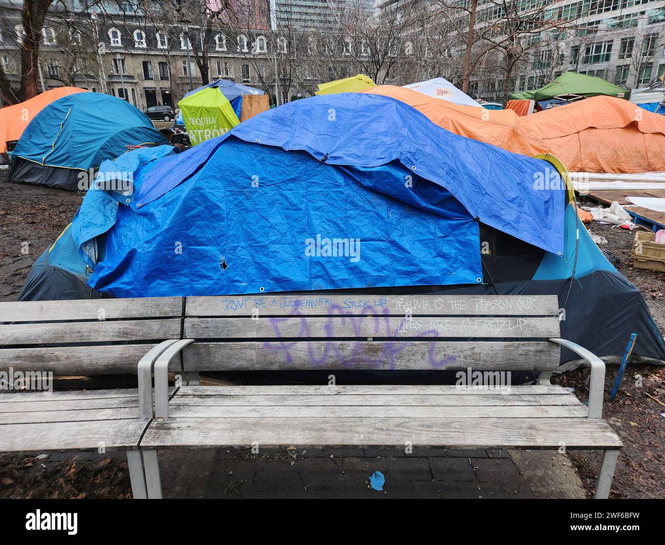 Homeless encampment toronto hi-res stock photography and images - Alamy