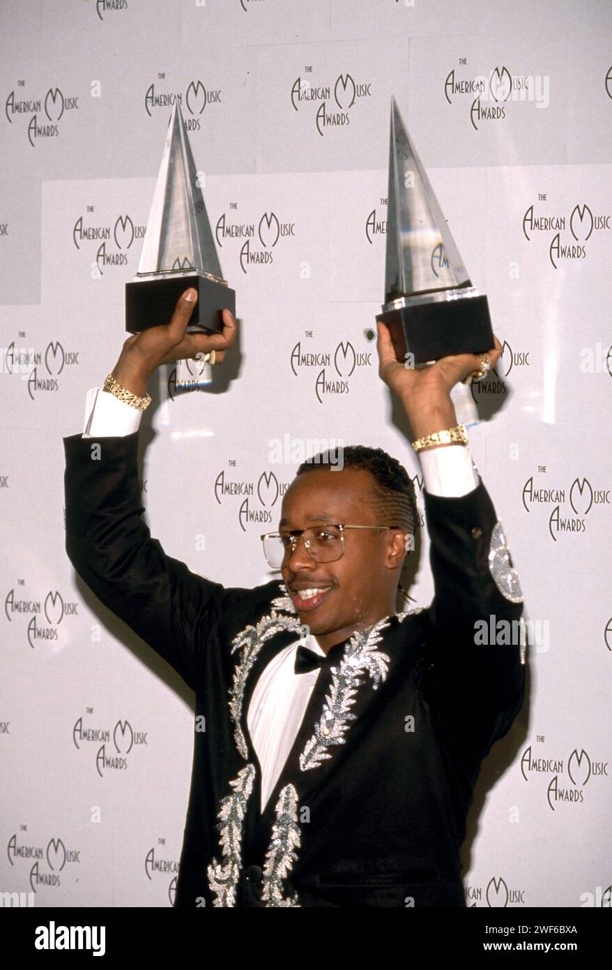 Mc hammer in 1990 hi-res stock photography and images - Alamy