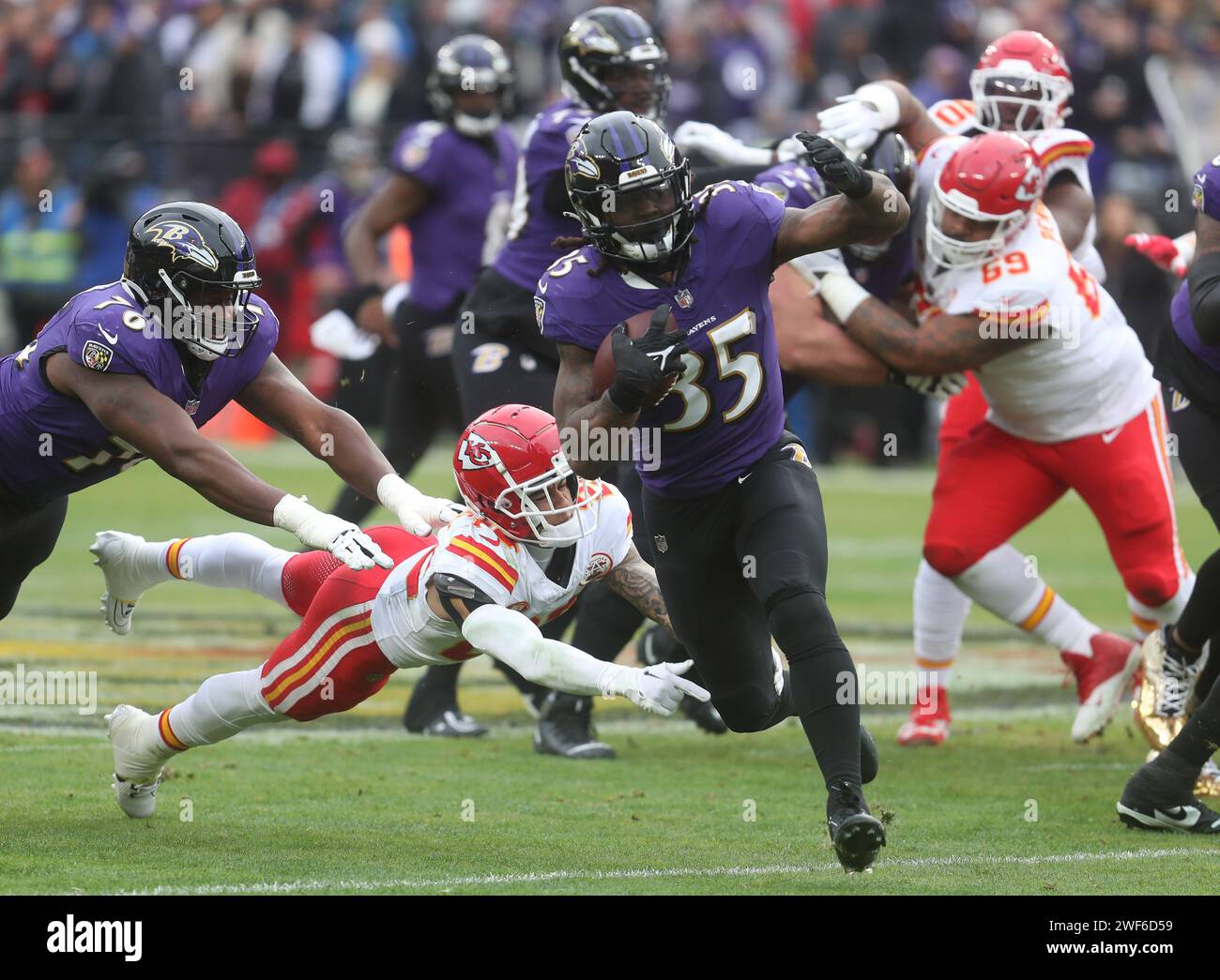 Baltimore, MD, USA. 28th Jan, 2024. Baltimore Ravens RB Gus Edwards (35 ...