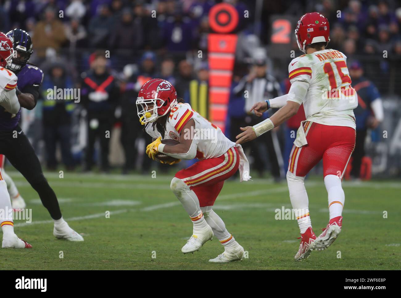 Isiah pacheco ravens hi-res stock photography and images - Alamy