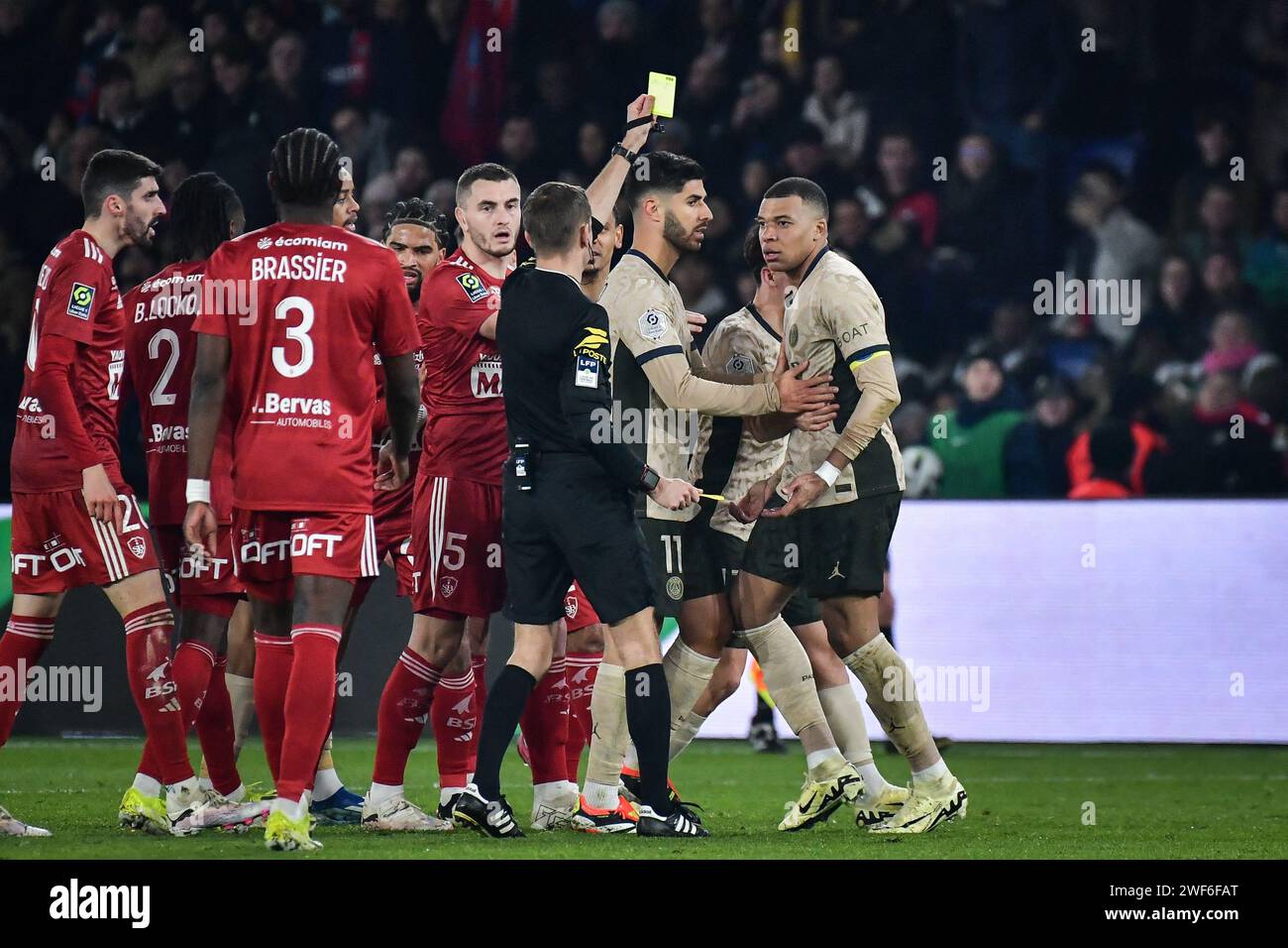 Kylian mbappe psg yellow hi-res stock photography and images - Alamy