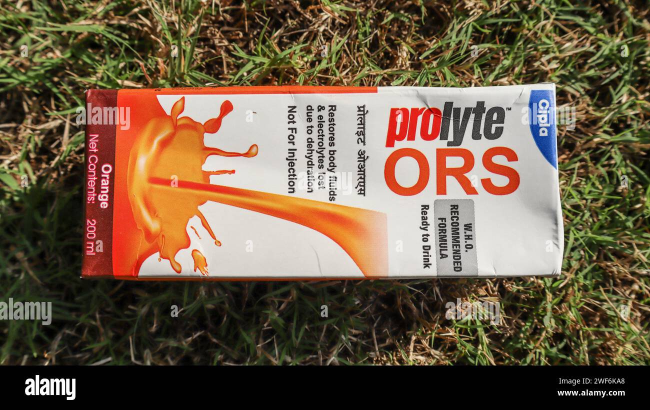 Prolyte ORS drink in orange flavor from Cipla brand. Orang liquid ...