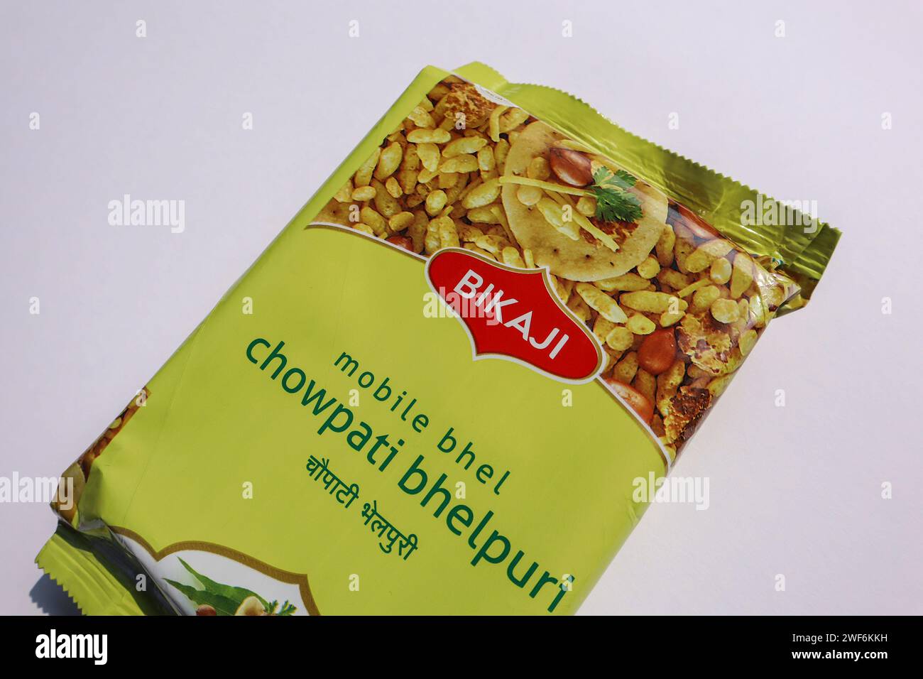 Bikaji bhelpuri snacks. Bikaji mobile chowpati bhelpuri snack item on ...