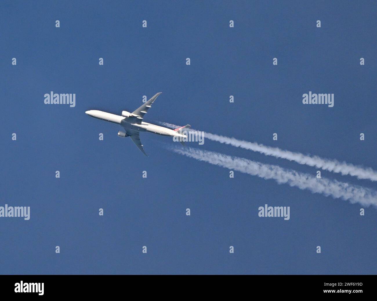 Sieversdorf, Germany. 28th Jan, 2024. A Turkish Airlines Boeing 777 ...