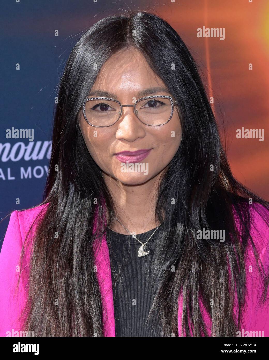 Jennifer paz hi-res stock photography and images - Alamy