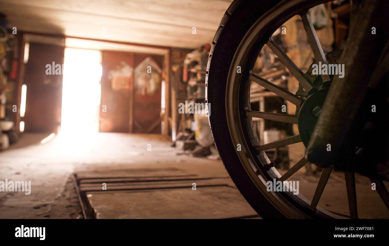 Wheel opening hi-res stock photography and images - Alamy