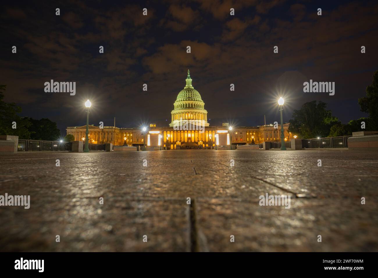 Capitol building at night. U.S. Capitol historical photos. Capitol Hill ...