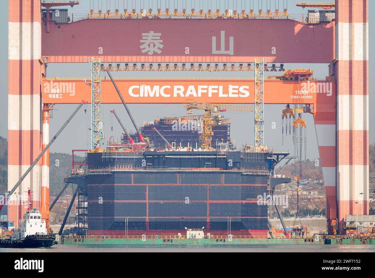 YANTAI, CHINA - JANUARY 26, 2024 - A floating production, storage and offloading vessel (FPSO ...