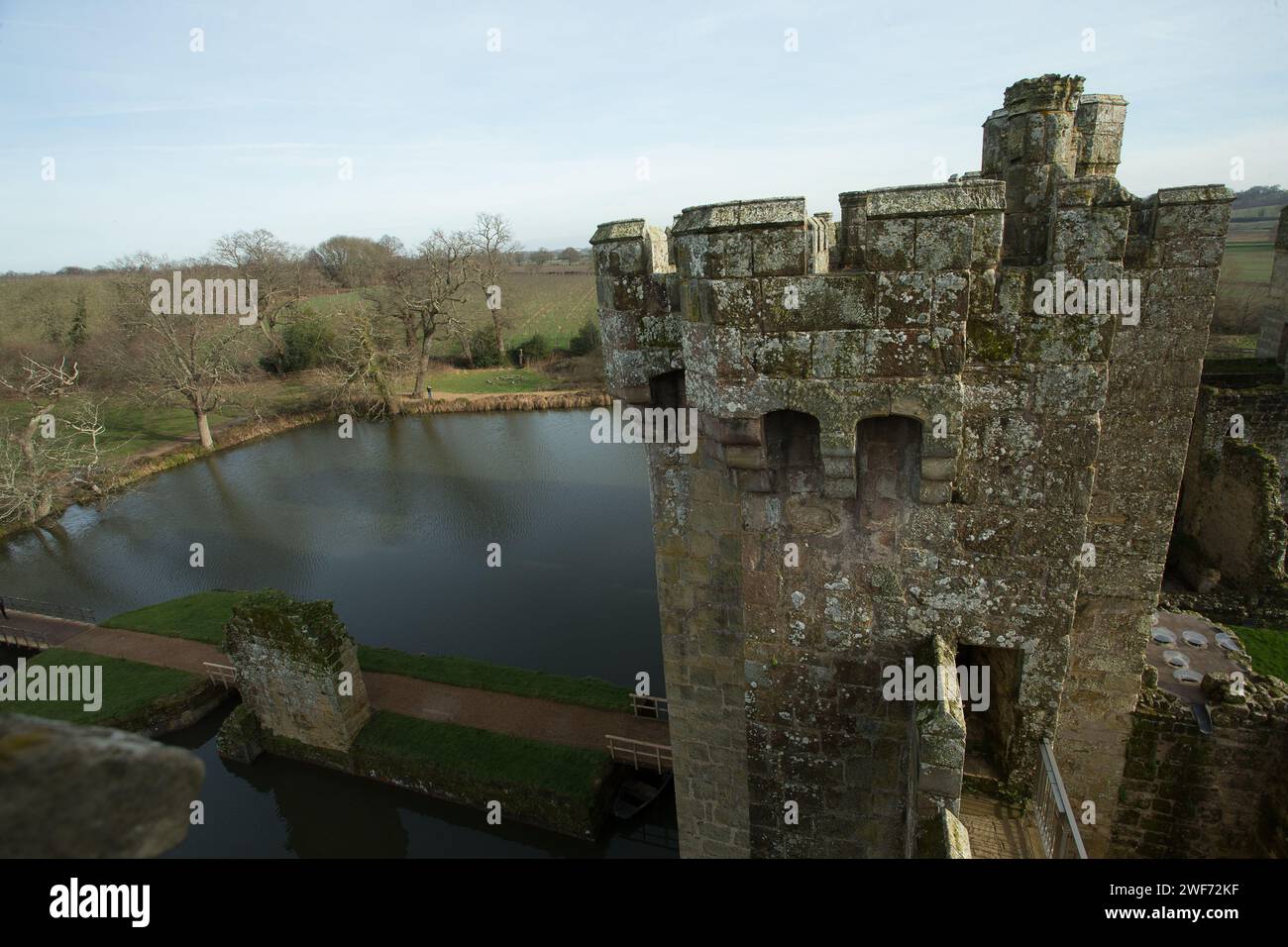 Bridge bodiam castle hi-res stock photography and images - Alamy