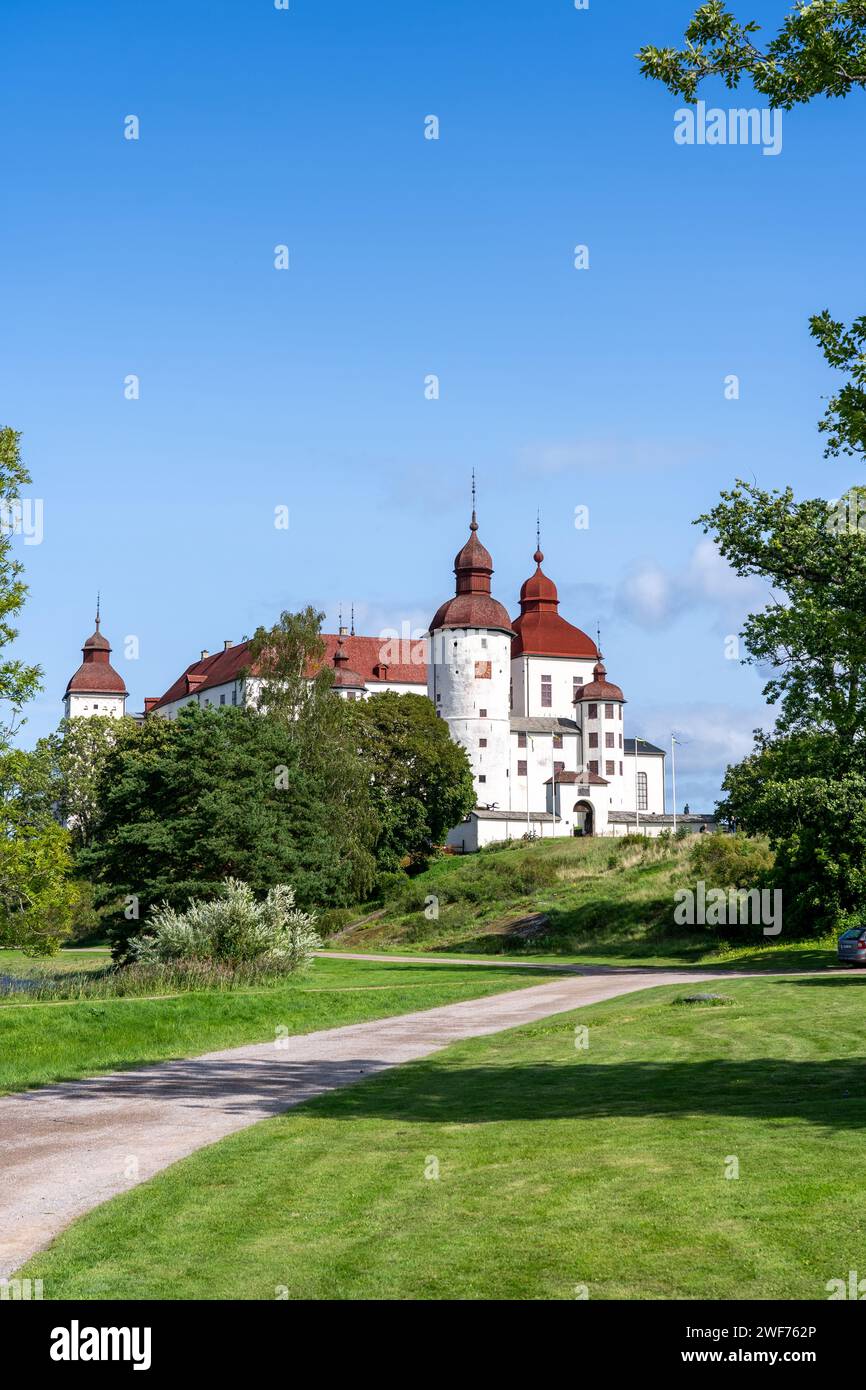 Stunning view majestic medieval castle hi-res stock photography and ...