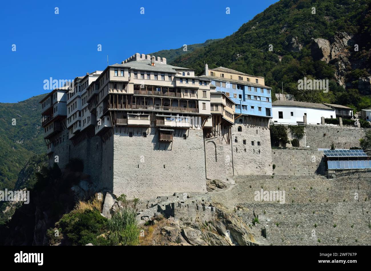Cliffside architecture hi-res stock photography and images - Alamy