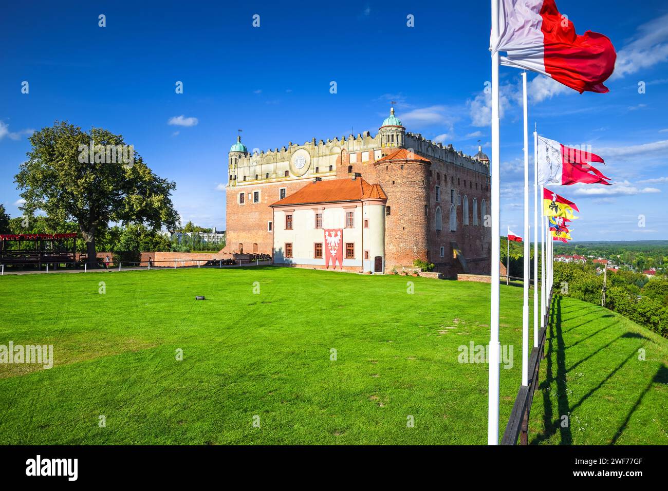 Renaissance gothic castle hi-res stock photography and images - Alamy