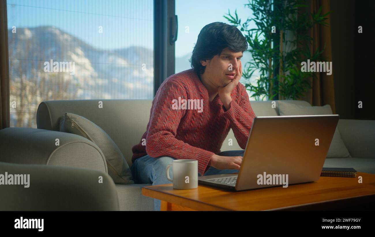 Man staring laptop screen hi-res stock photography and images - Alamy