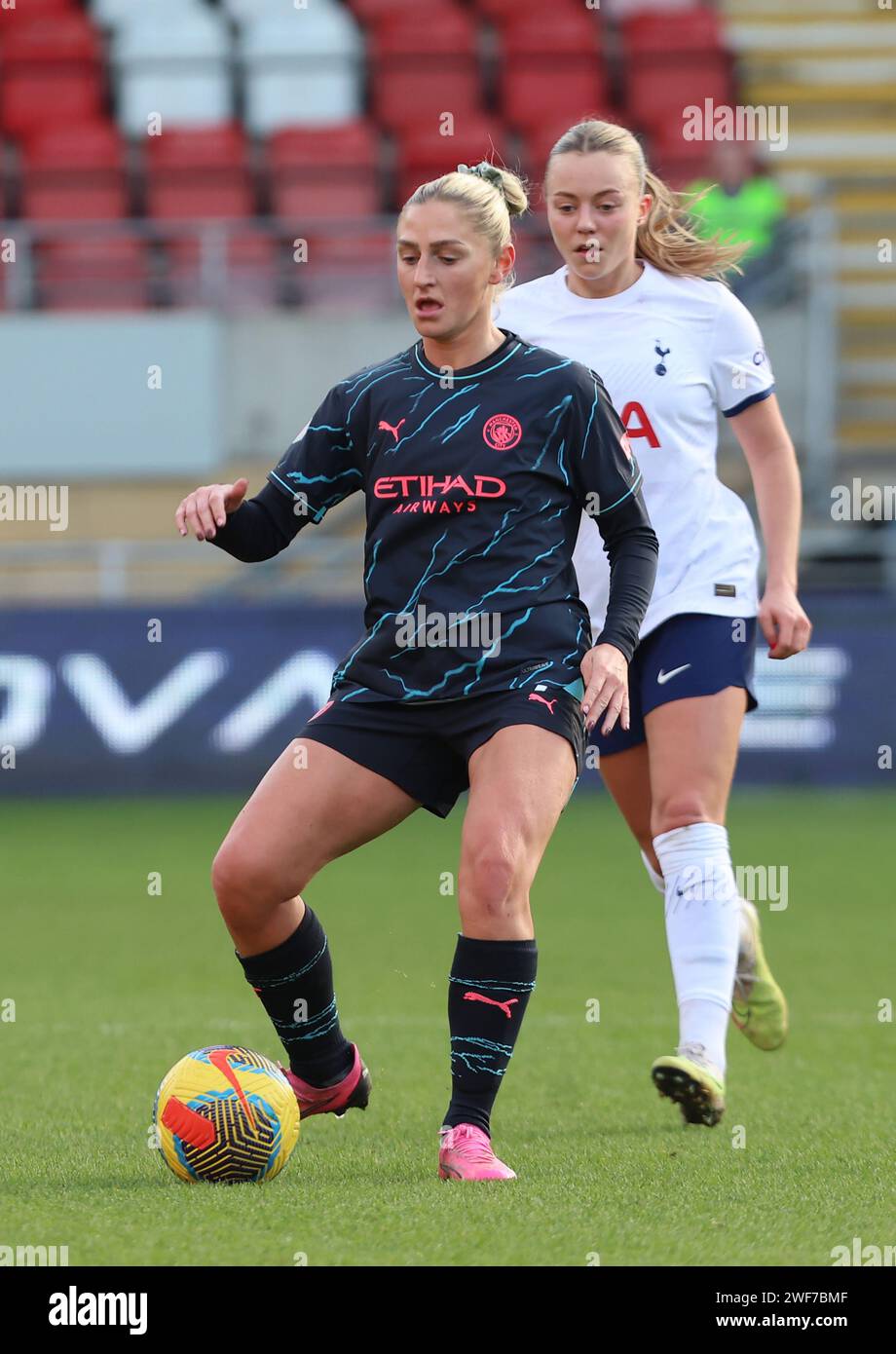 Laura coombs of manchester city hi-res stock photography and images - Alamy