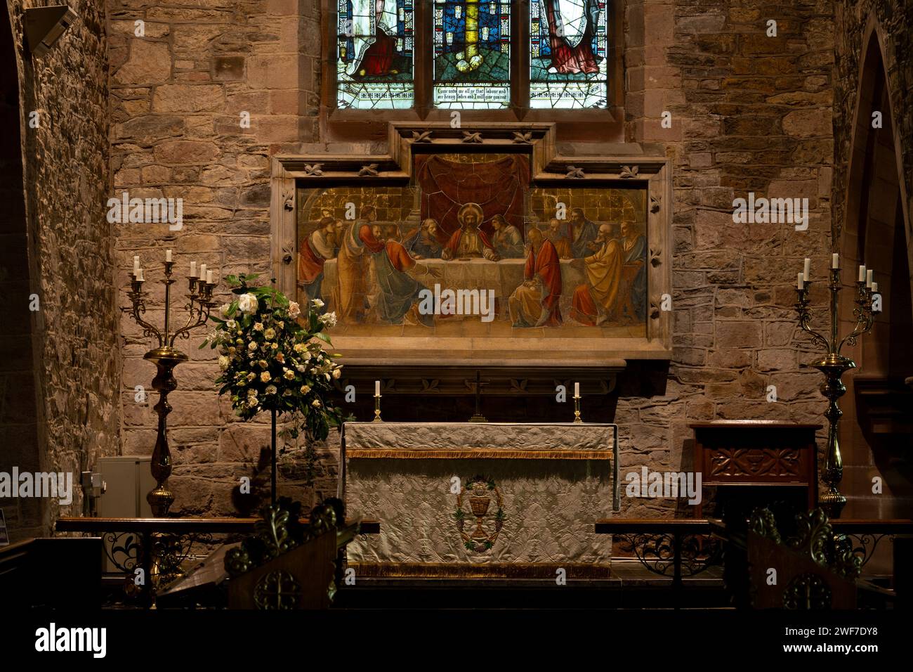 Altar and reredos, St. Mary`s Church, Barby, Northamptonshire, England ...