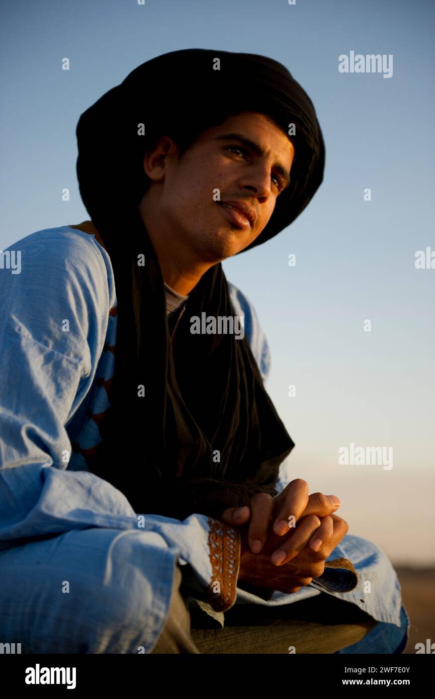 Desert guide hi-res stock photography and images - Alamy