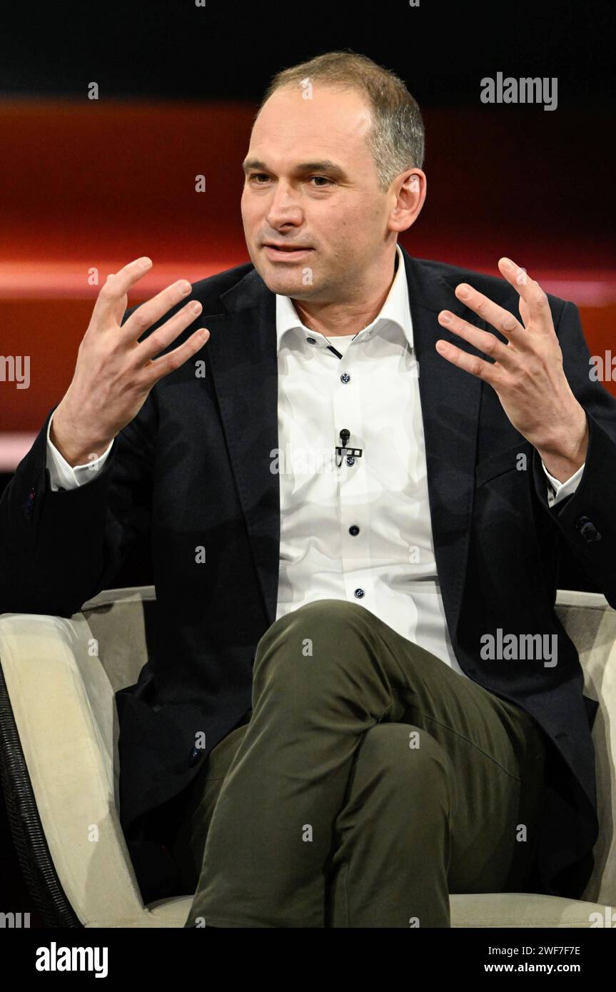 Christian Lohmeyer Landwirt 01/24 her Christian Lohmeyer am 10. Januar ...