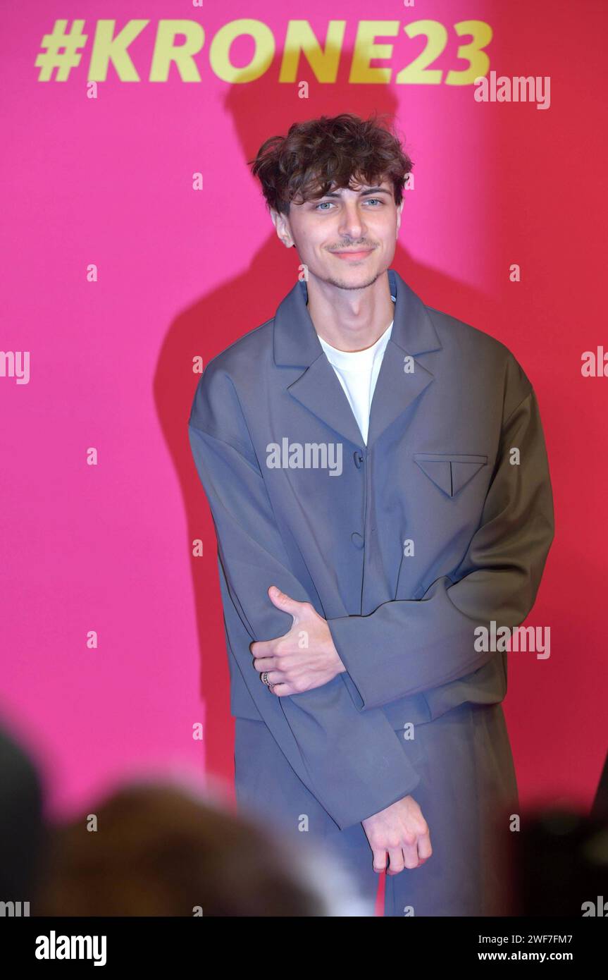 Lukas Rieger Sänger 11/23 thg Lukas Rieger bei der 1Live Krone am 30 ...