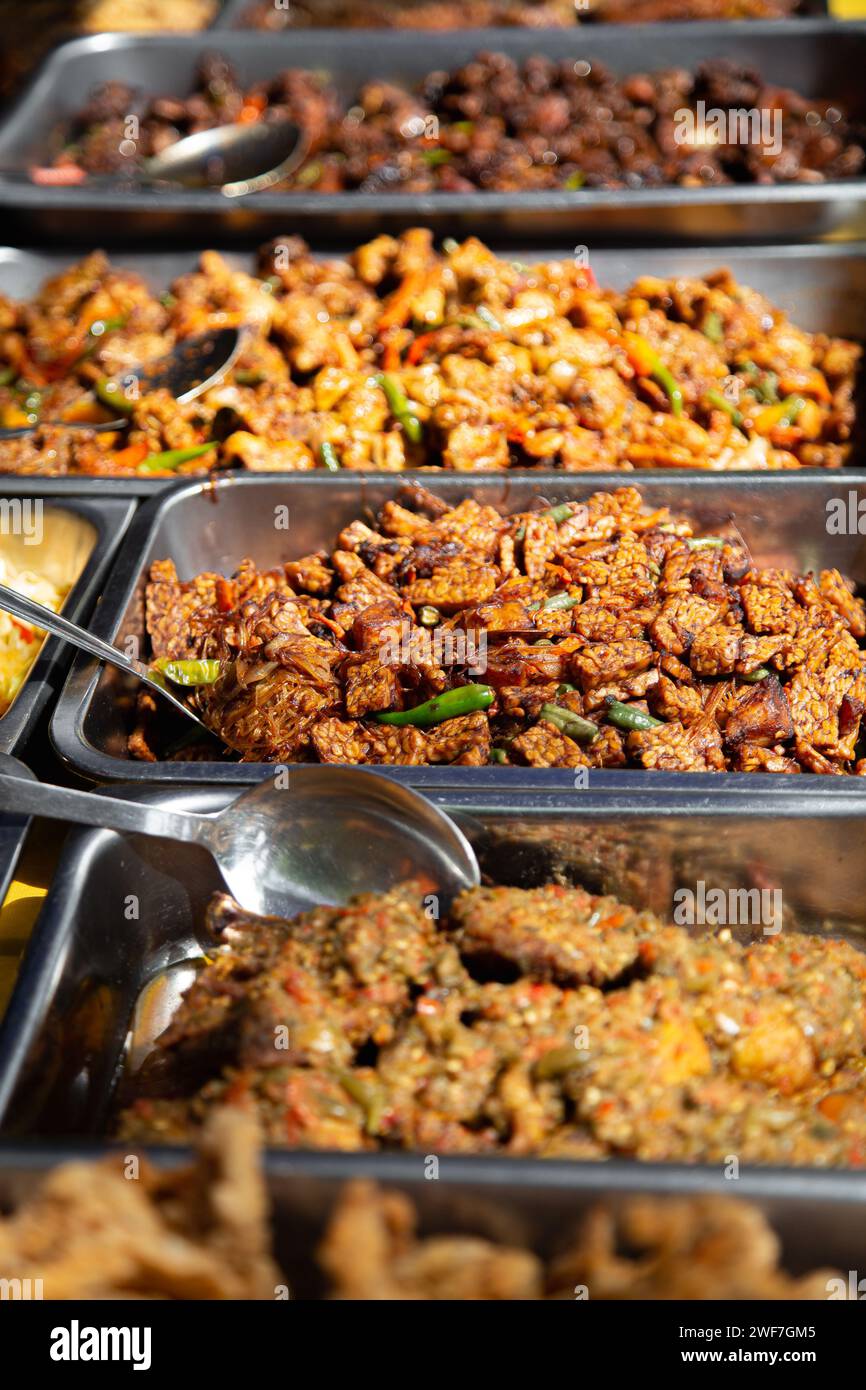 Fried tempeh at street food stall in kuala Lumpur Stock Photo - Alamy