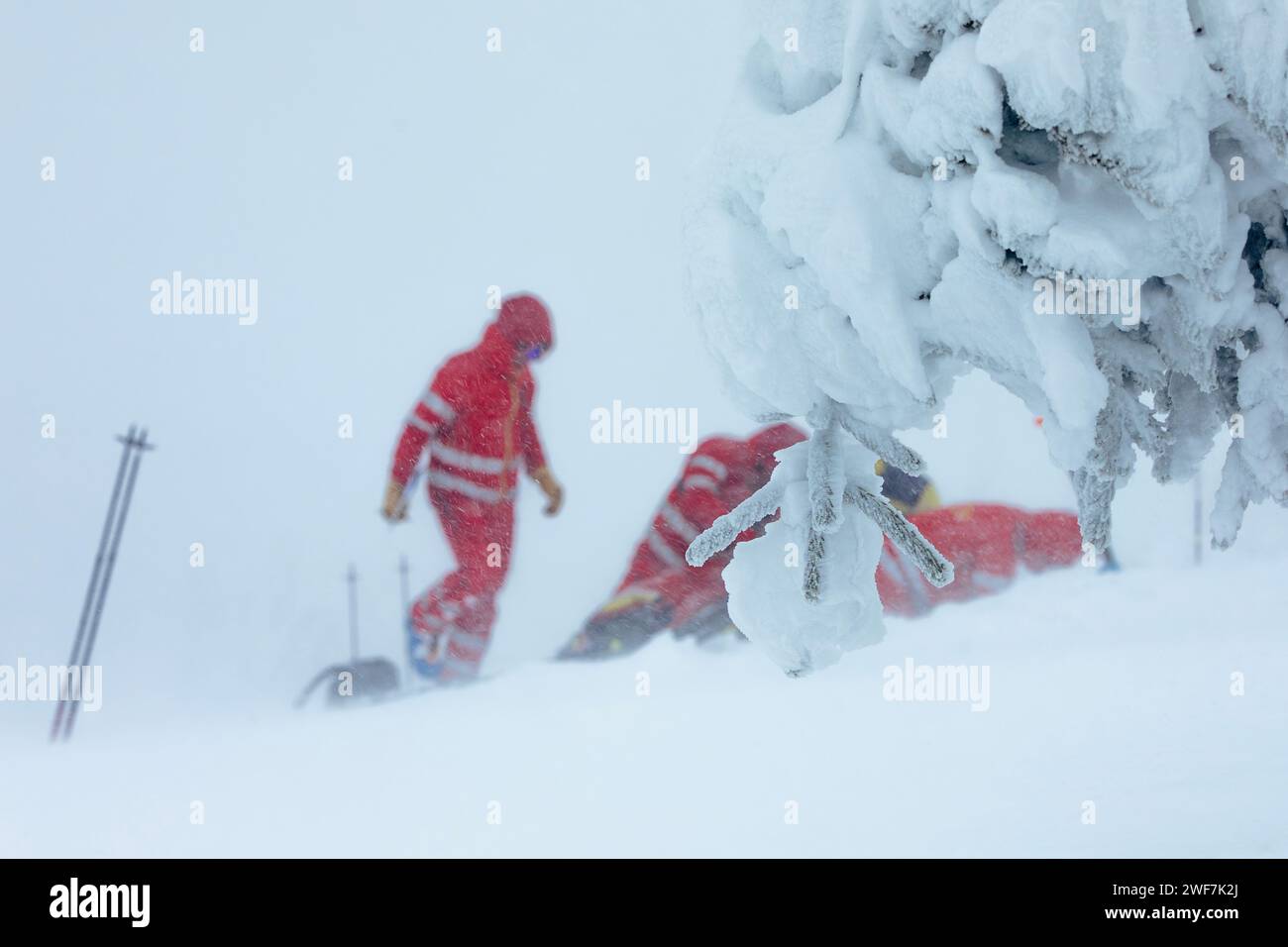 Emergency response team hi-res stock photography and images - Alamy