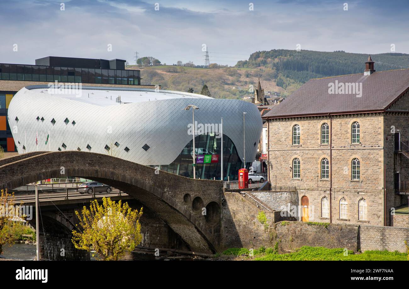Pontypridd bridge hi-res stock photography and images - Alamy
