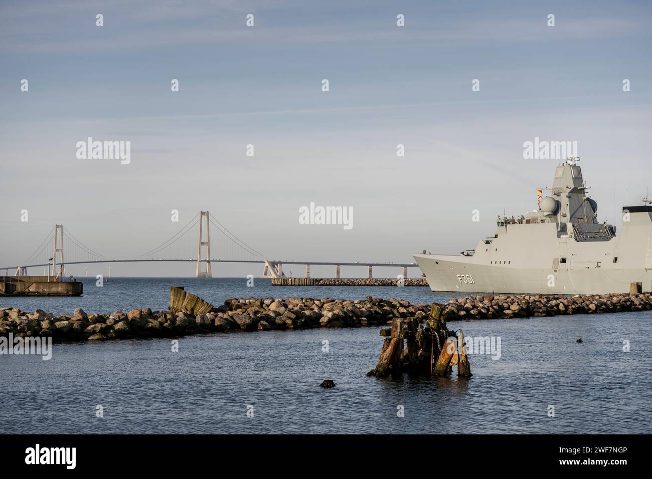 Korsoer, Denmark. 29th Jan, 2024. The Danish frigate Iver Huitfeldt ...