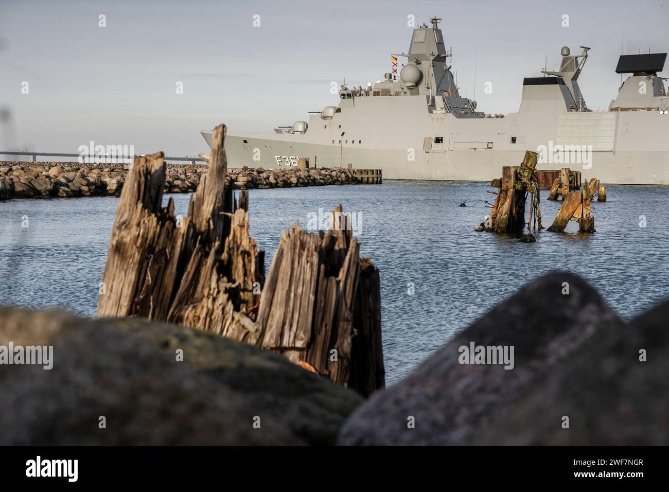 Korsoer, Denmark. 29th Jan, 2024. The Danish frigate Iver Huitfeldt ...
