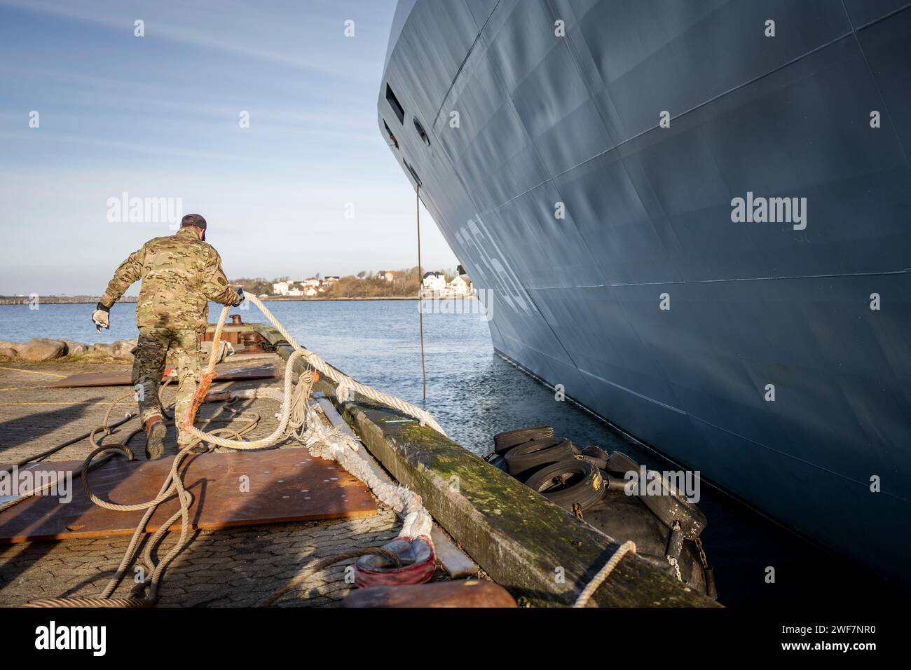 Korsoer, Denmark. 29th Jan, 2024. The Danish frigate Iver Huitfeldt ...