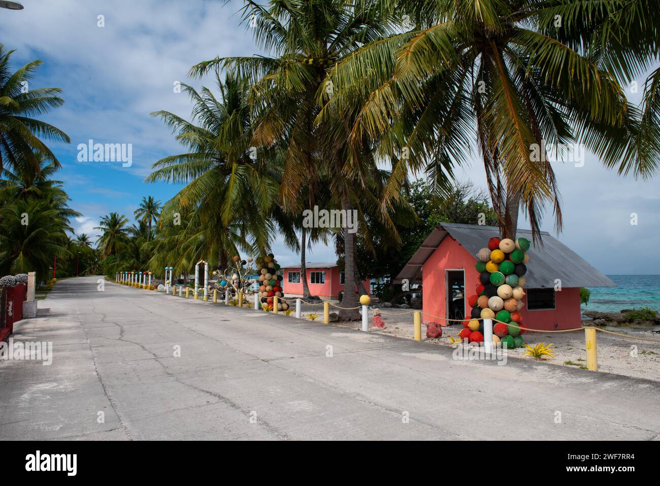 Rotoava Village, Fakarava, French Polynesia Stock Photo - Alamy