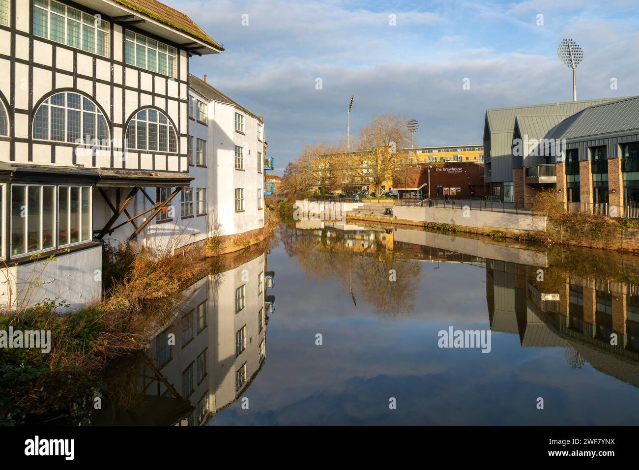 Reflection of buildings in water of River Tone, Dellers Wharf, Taunton ...