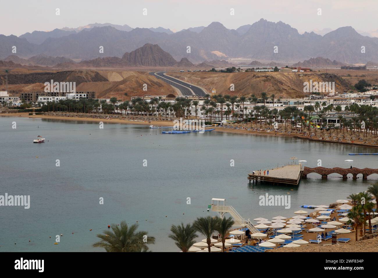 Sharm El Sheikh, Egypt. 28th Jan, 2024. Mountain view of the bay of ...