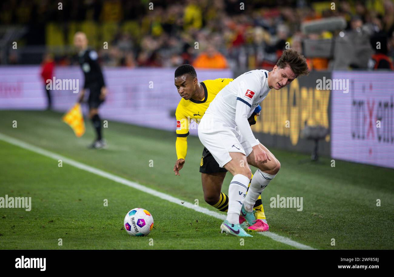 Dortmund, Germany. 28th Jan 2024. Youssoufa Moukoko (BVB), Tim Oermann ...