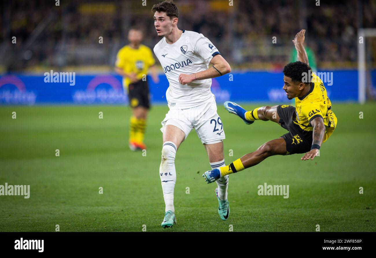 Dortmund, Germany. 28th Jan 2024. Moritz Broschinski (Bochum), Ian ...