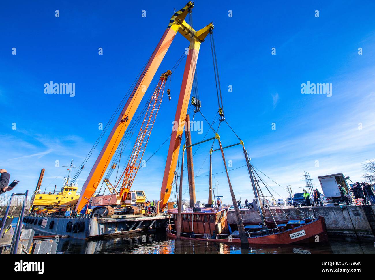 Rostock, Germany. 29th Jan, 2024. The sunken fishing trawler "Seeadler ...