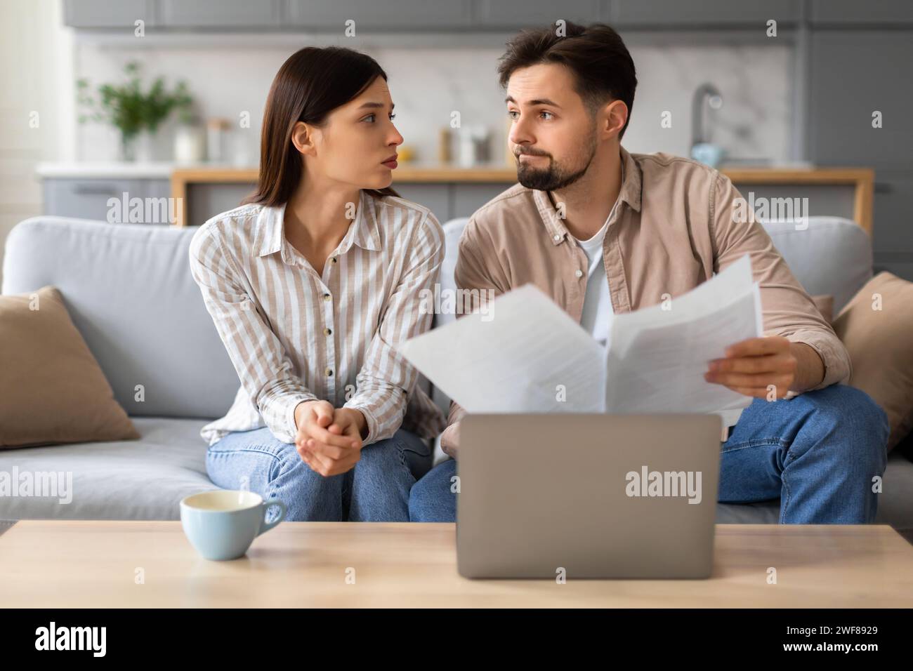 Documents laptop problem solving hi-res stock photography and images ...