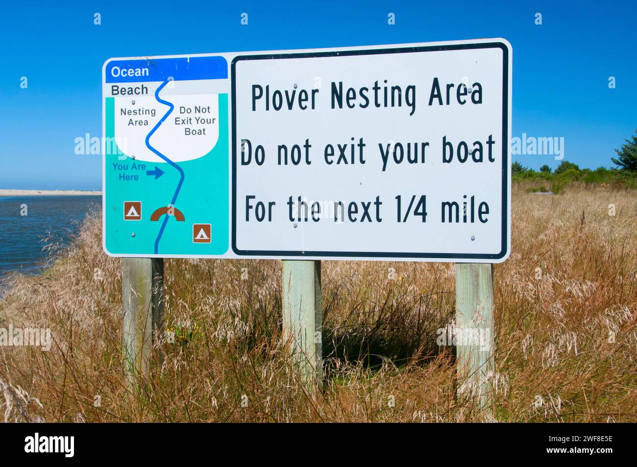 Snowy plover sign at Siltcoos River estuary, Oregon Dunes National ...