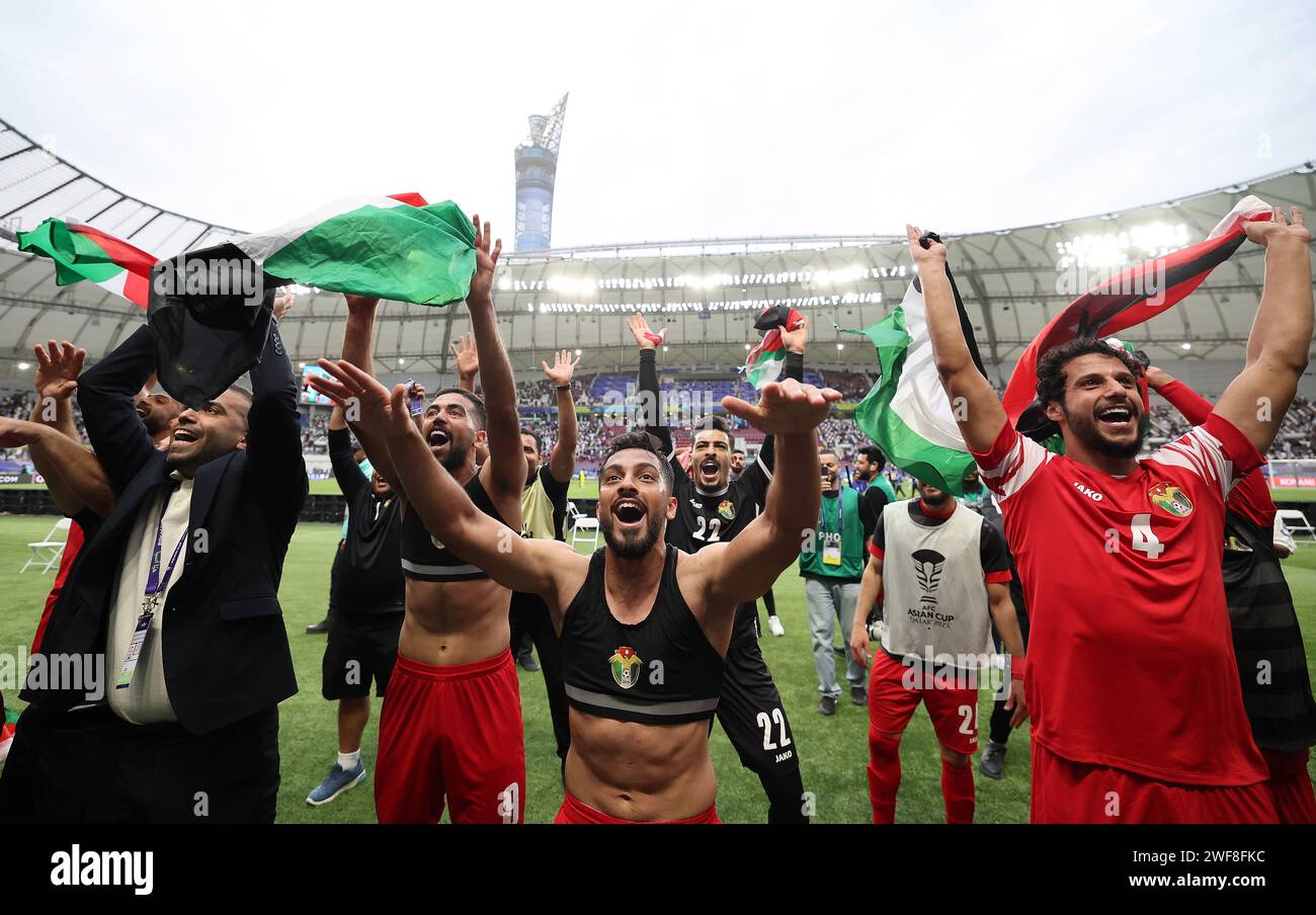 Doha, Qatar. 29th Jan, 2024. Team Jordan celebrate winning the round of ...