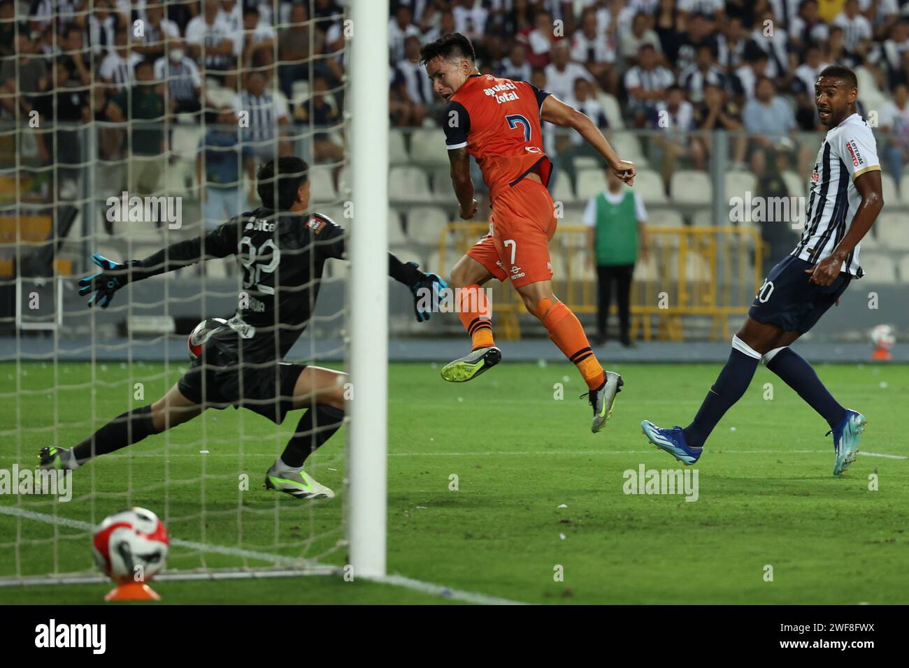 Lima, Peru. 28th Jan, 2024. Oscar Barreto of Universidad Cesar Vallejo ...