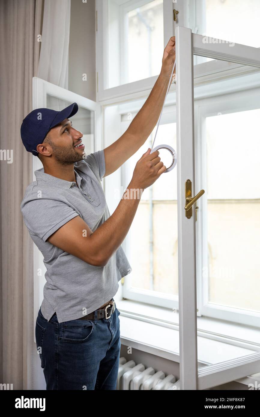 Man housework film hi-res stock photography and images - Alamy