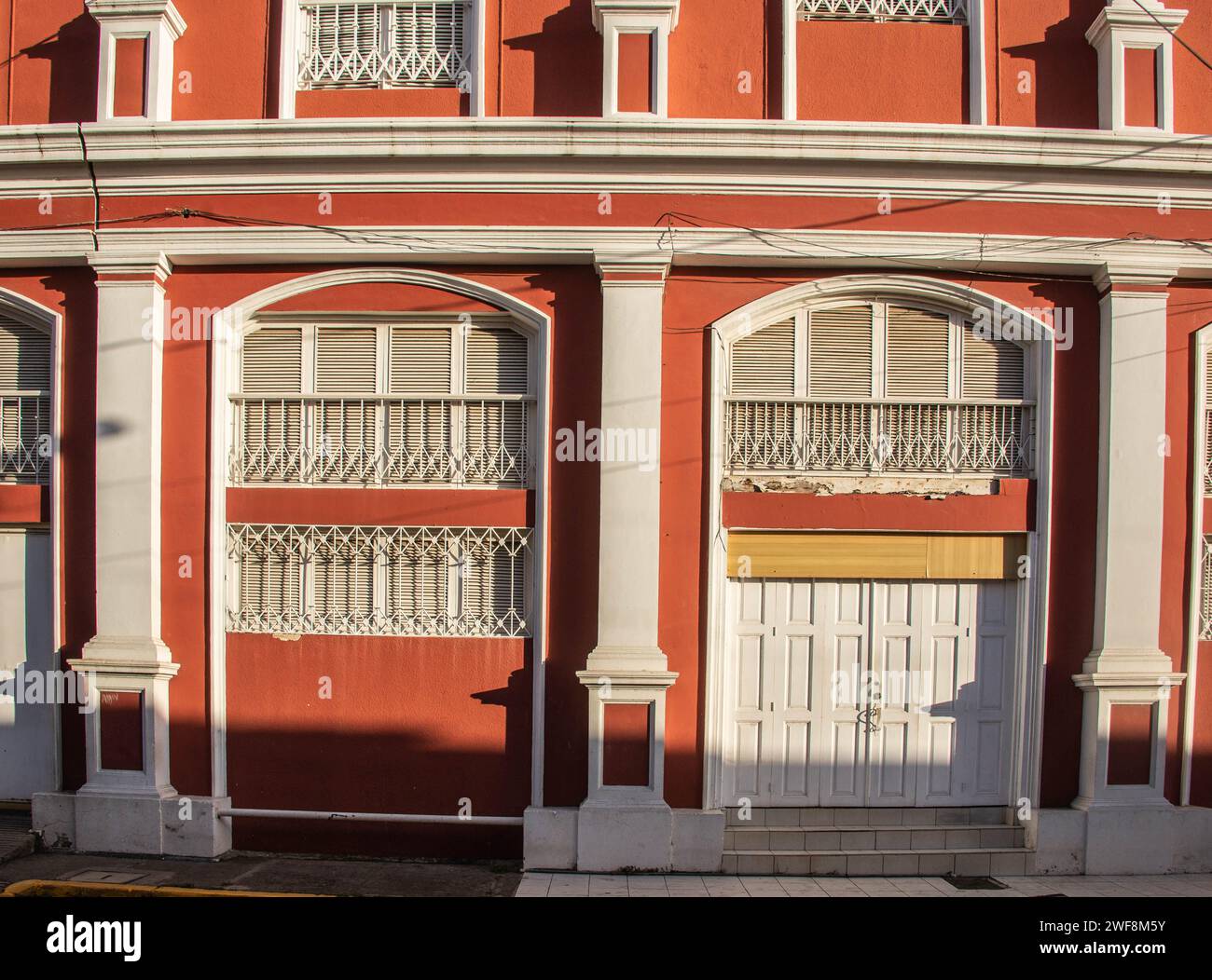 Spanish colonial architecture in Granada, Nicaragua Stock Photo - Alamy
