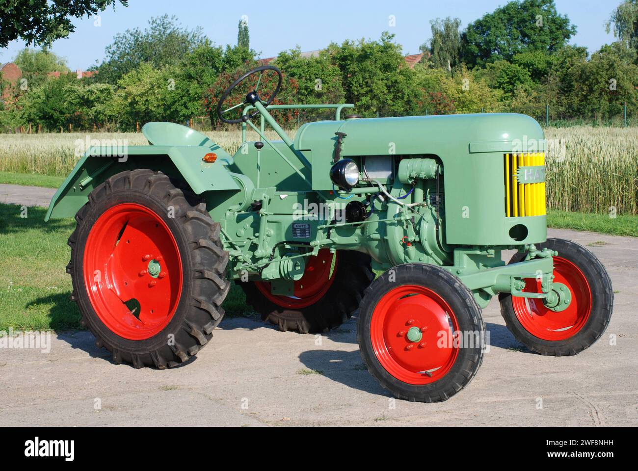 29.06.2009 Traktor/ HATZ Deutschland/ Sachsen Anhalt/ Altmark ...